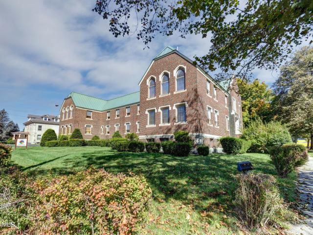 24 Pine St, Amsterdam, NY 12010 | MLS #202527
