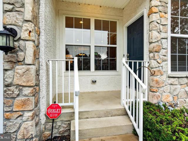 24 Portsmouth Circle