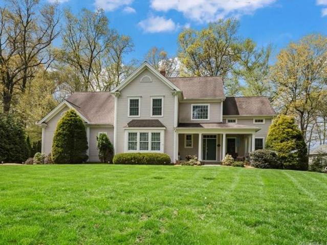 24 Pound Sweet Hill, Bethel, CT 06801