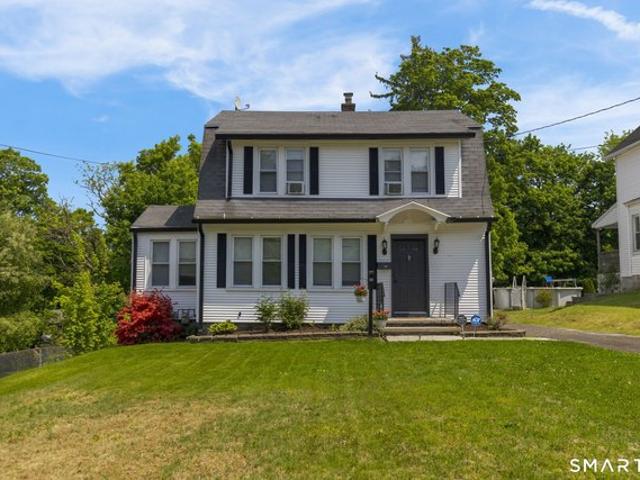 24 Pleasant Ave, Naugatuck, CT 06770
