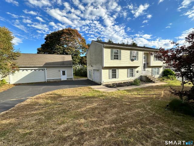 24 Quarry St, Norwich, CT 06360 | MLS #24168 | Compass