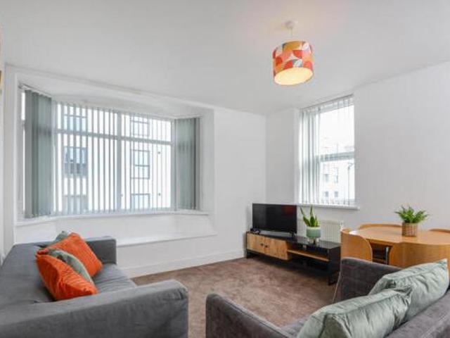 24 Queen Anne Terrace, Flat,plymouth, 2 Bedroom Flat