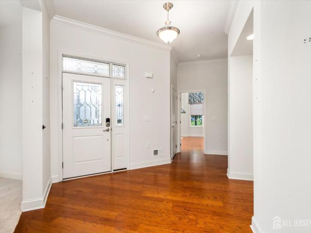 24 Ravenslake Road