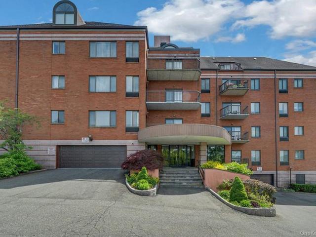 24 Ray Pl Apt 1 4, Scarsdale, NY 10583