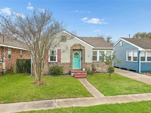 24 Renpass Ave, Harahan, LA 70123