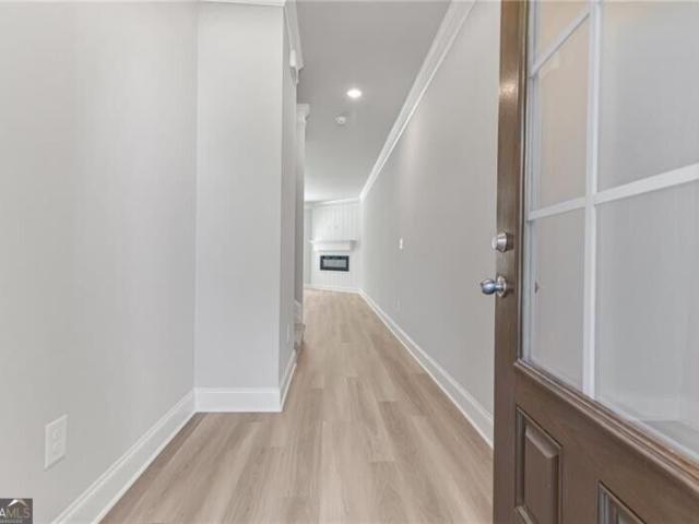 24 Richardson Street C