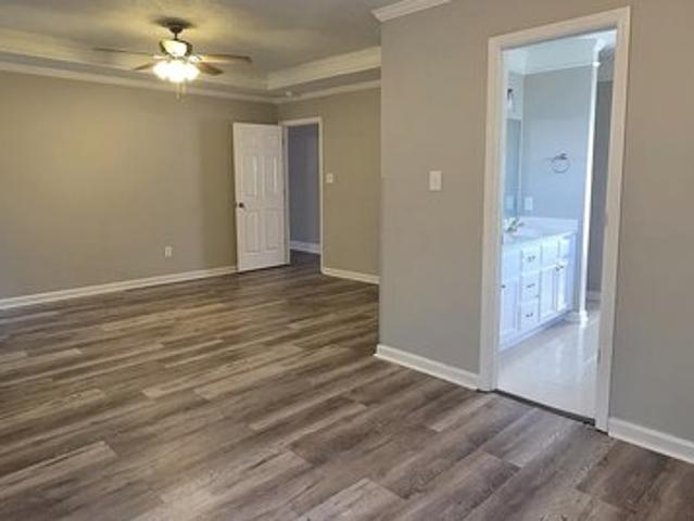 24 Richfield Cv, Jackson, TN 38305