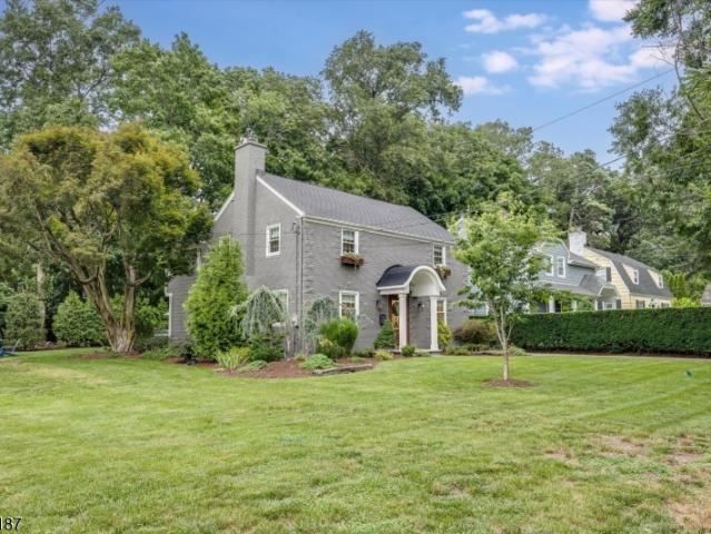 24 Ridge Rd