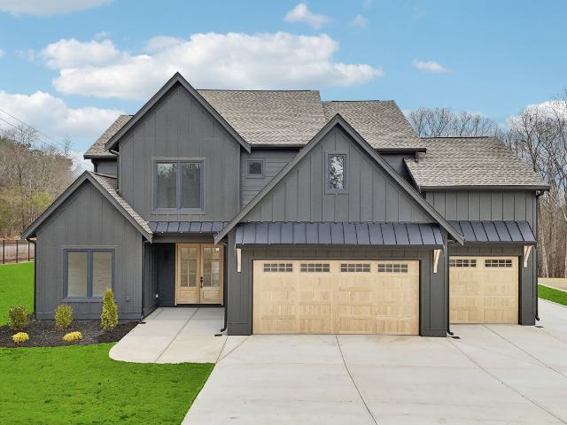 24 Rocking Wood Drive