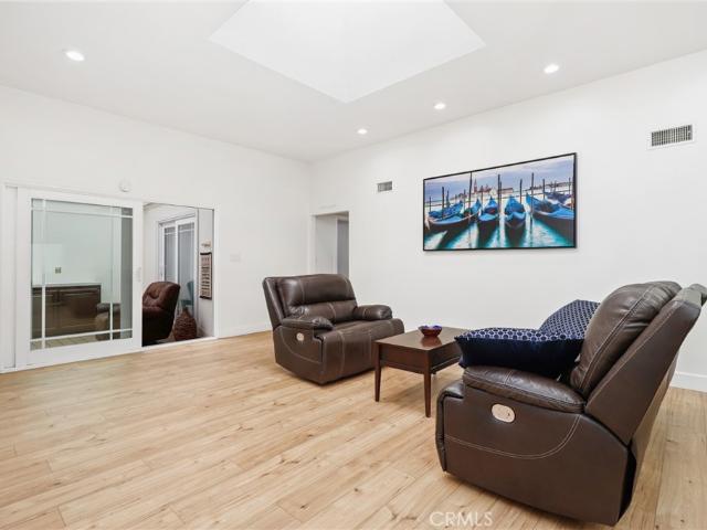 24 Rockrose Way