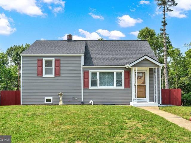 24 Rosewood Dr, Harrisburg, PA 17109
