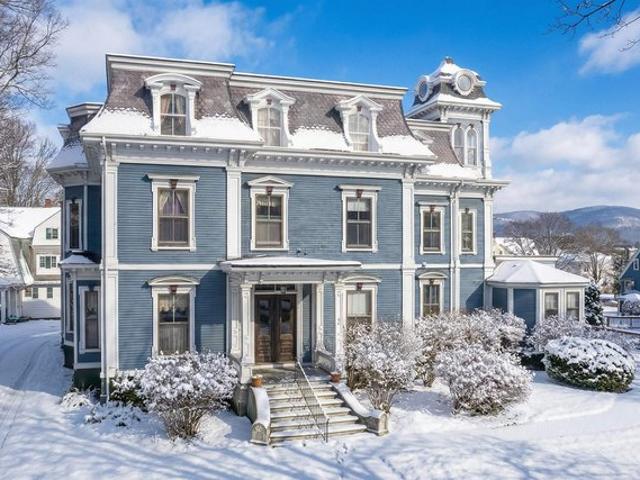 24 S Main St Apt 2, Rutland, VT 05701