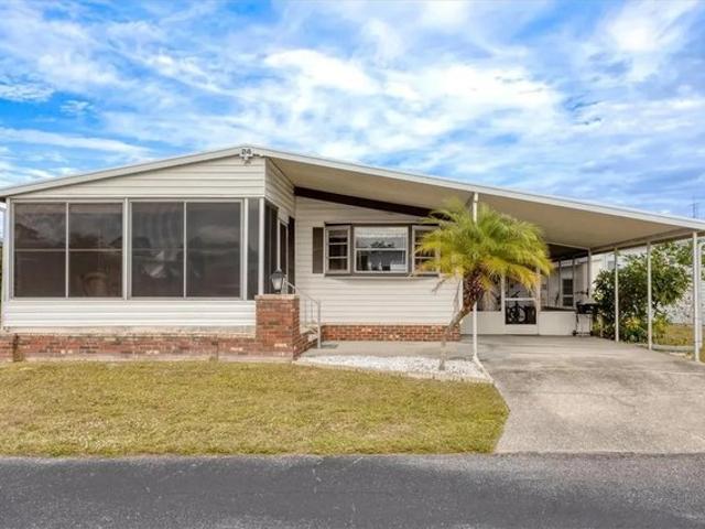 24 S Easter Island Cir, Englewood, FL 34223