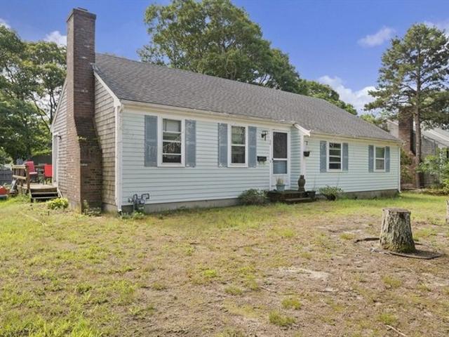 24 S Sea Ave, Yarmouth, MA 02601
