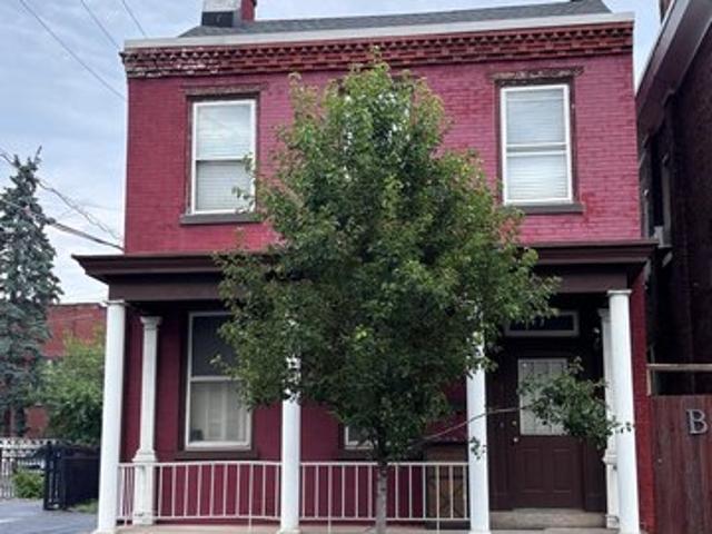 24 S 10th St, Lebanon, PA 17042