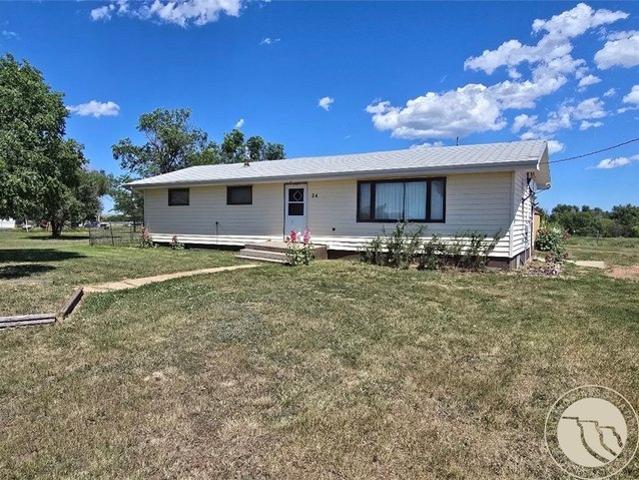 24 S 4th St, Plevna, MT 59344