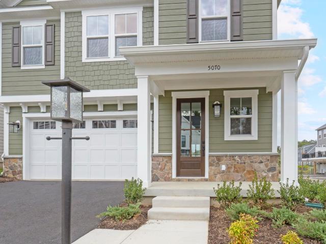 24 Sablewood Dr, Charlottesville, VA 22911 | MLS #670943 | Compass