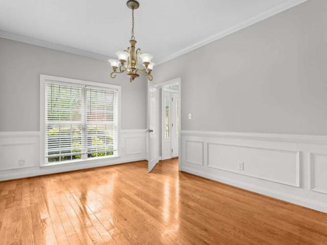 24 Saddlebrook Drive SE