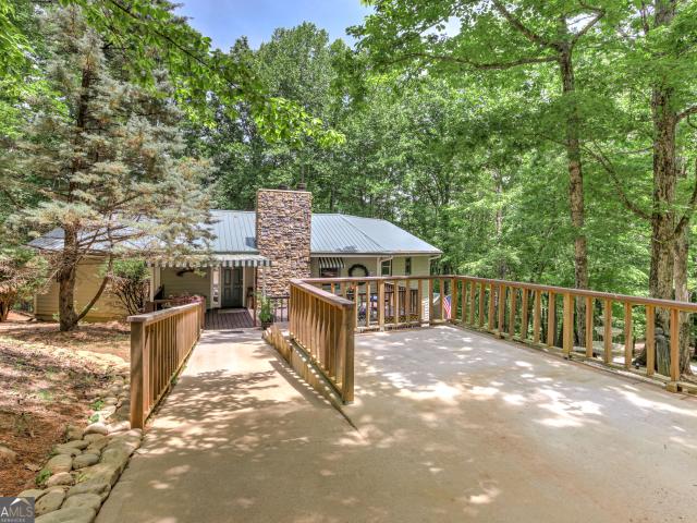 24 Sal Mountain Way