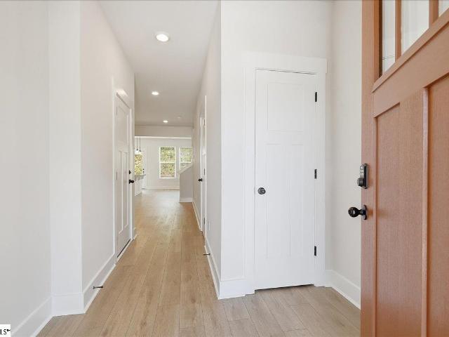 24 Shoemaker Road