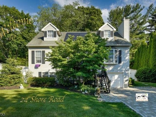 24 Shore Rd, Green Township, NJ 07821