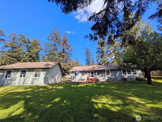 24 Shady Ln, Orcas Island, WA 98245