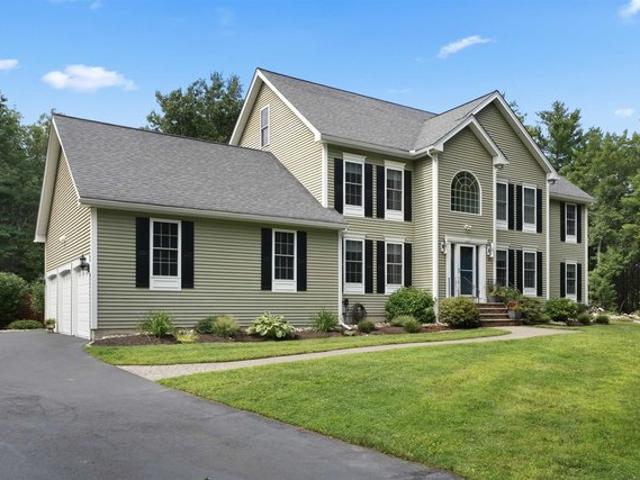 24 Shephard Rd, Pelham, NH 03076