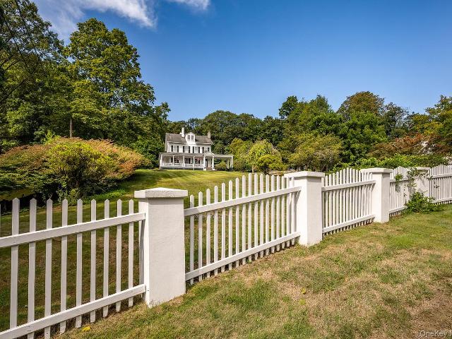 24 Sleepy Hollow Road