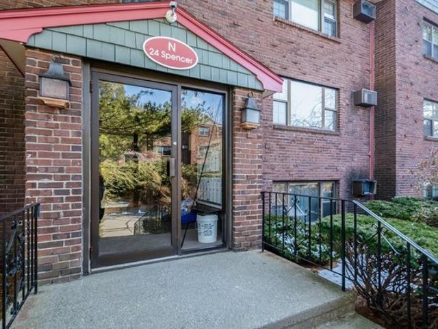 24 Spencer Rd Apt 20N, Boxborough, MA 01719
