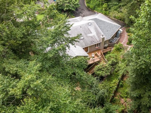 24 Springtree Lane