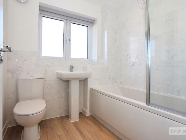 24 Stonemason Way, Peterborough