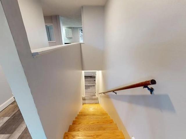 24 State St, Biddeford, ME 04005