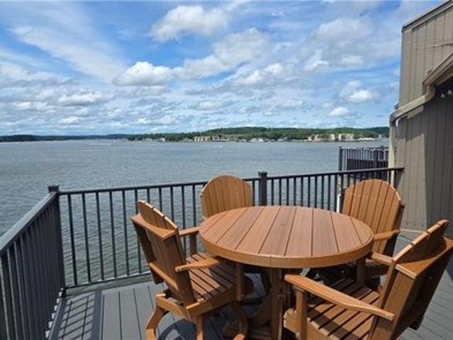24 Sunrise Ridge Dr Unit 233, Sunrise Beach, MO 65079