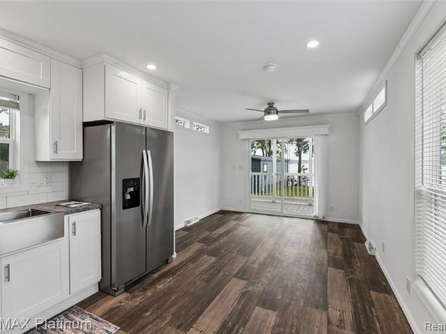 24 Sunset Lane