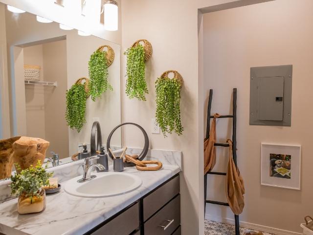 24Hundred Apartments 1 Bedroom Apartment for Rent at 2400 Watermark Blvd, Oklahoma City, OK 73134