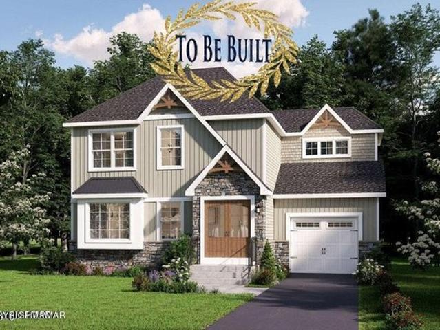24L Green Meadow Dr, East Stroudsburg, PA 18302