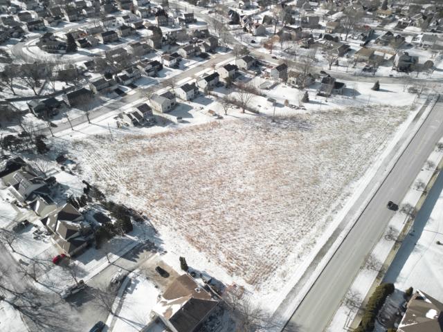 24W737 Central Avenue