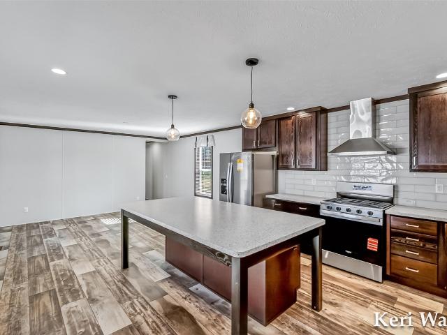 2504 Maple Road