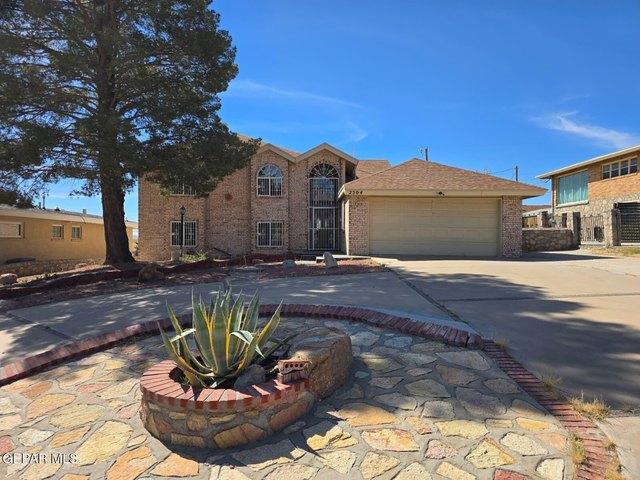 2504 Memphis Ave, El Paso, TX 79930