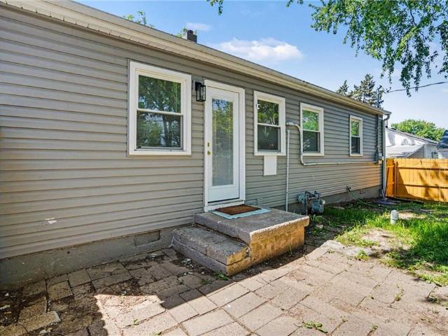2504 NE 59th Terrace