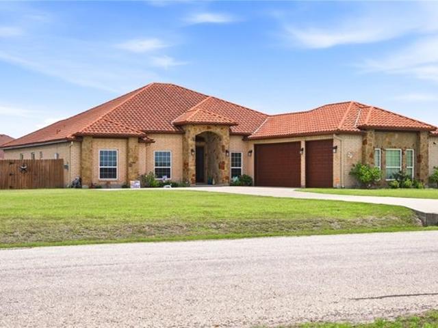 2504 Balchuck Ln, Corpus Christi, TX 78415