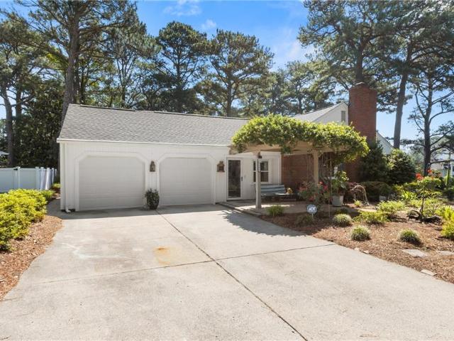 2504 Broad Bay RD