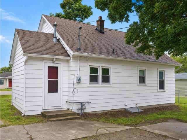 2504 E 13th Street