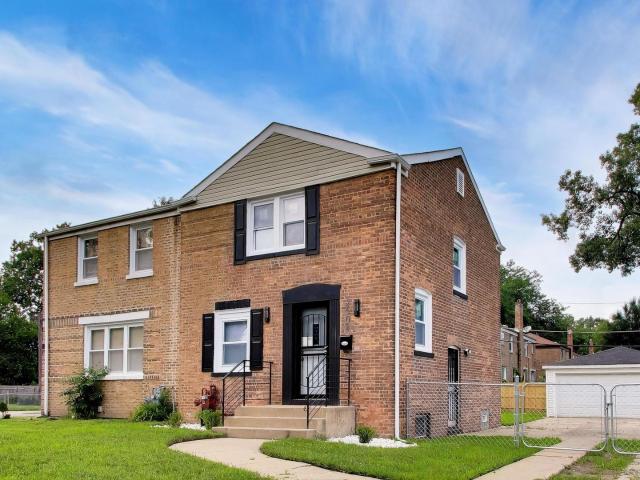 2504 E 96th Street
