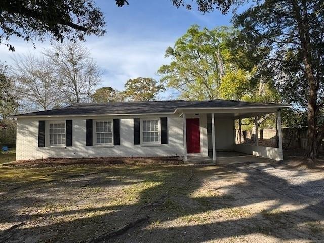 2504 Farnell Dr, Mobile, AL 36605