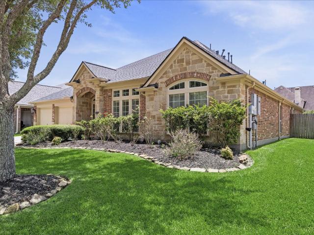 2504 Ivy Stone Lane
