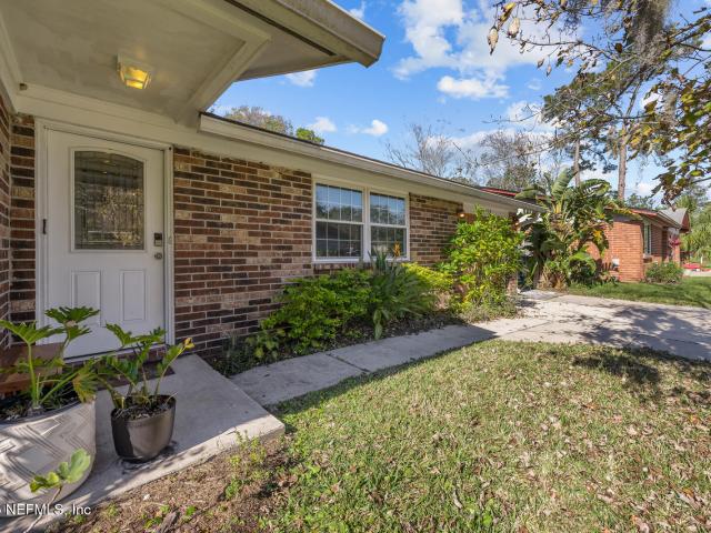 2504 Liberty Ln, Jacksonville Beach, FL 32250 | MLS #2121 | Compass
