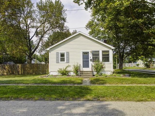 2504 Logan Ave, Kalamazoo, MI 49008