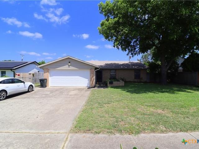 2504 Silverhill Dr, Killeen, TX 76543