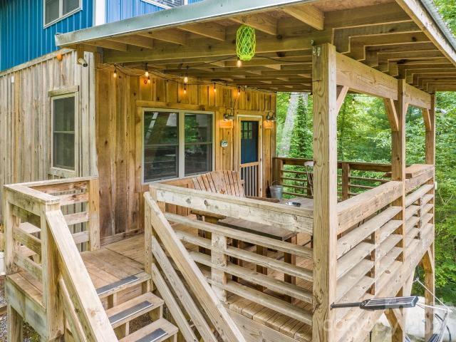 2504 Upper Paw Road